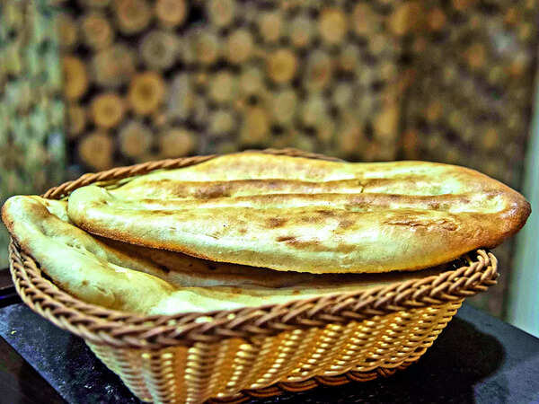 Chopaan Kebab, Uzbaki Kabuli Pulao & Naan: Afghani flavours on Dilli’s ...