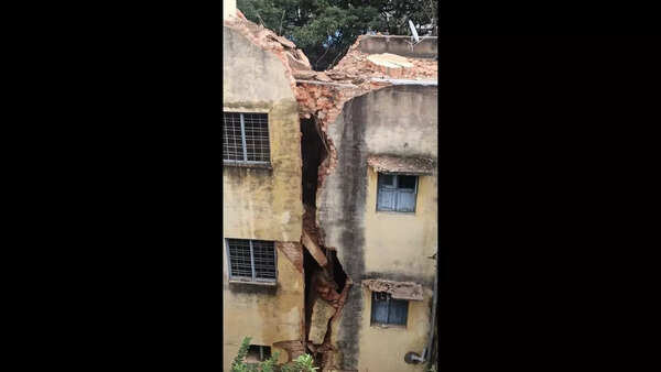Building Collapse in Bangalore: Another 3-storey residential building ...