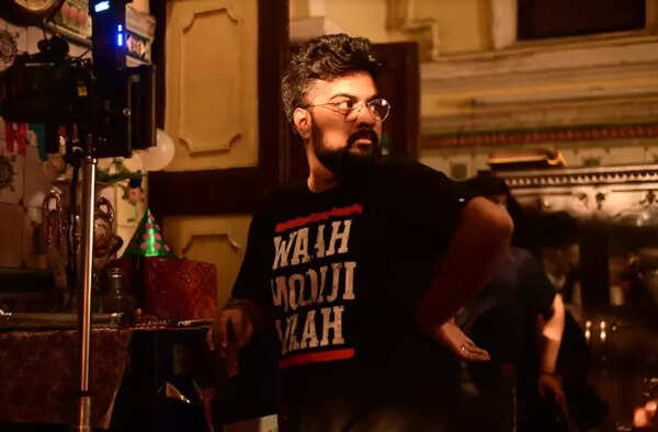 Kolkata boy ready with his short based on the scars of Gujarat riots ...