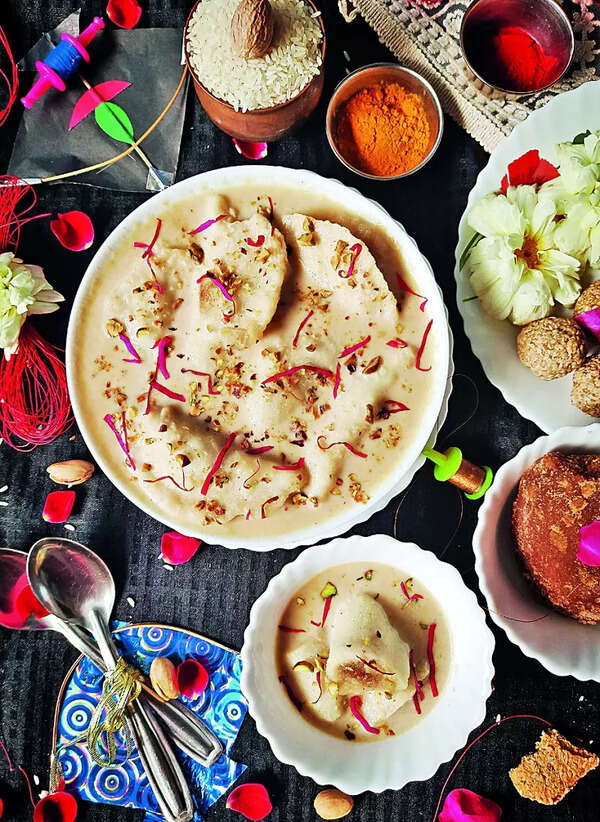 Puli: Kolkata’s love for pithe-puli prevails amid Covid surge | Kolkata ...