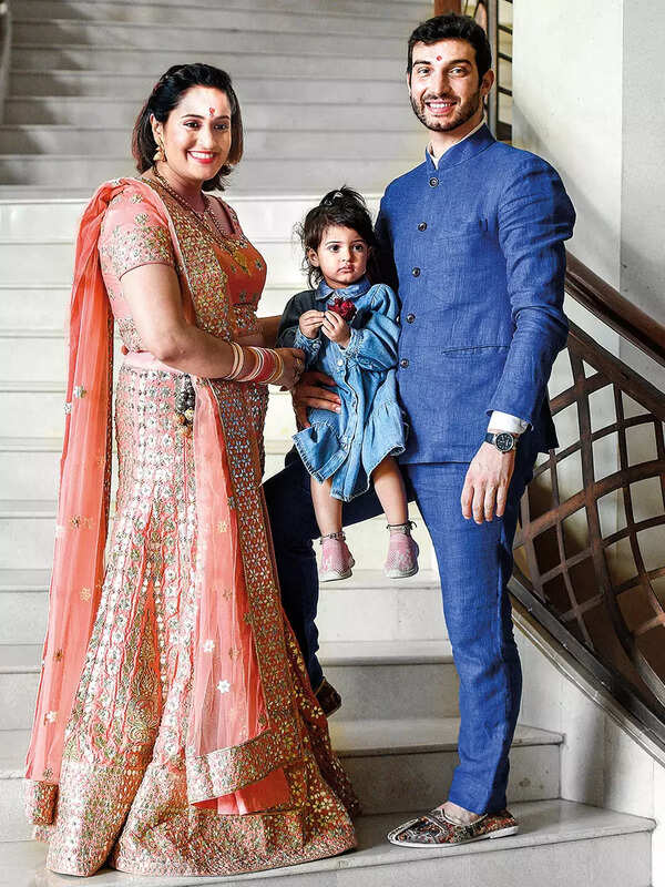 Yash Pandit and Mahima Mishra Marriage: Actor Yash Pandit has a low-key ...