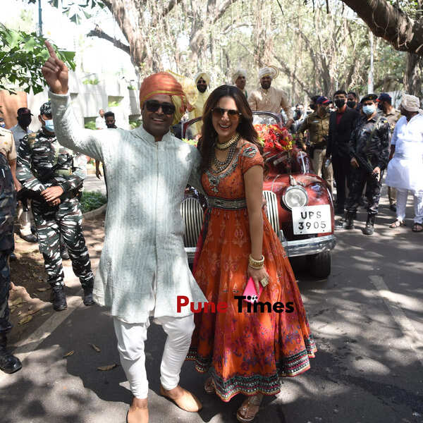 Band, Baja, Baraat: A star studded wedding for Janhavi Dhariwal and ...