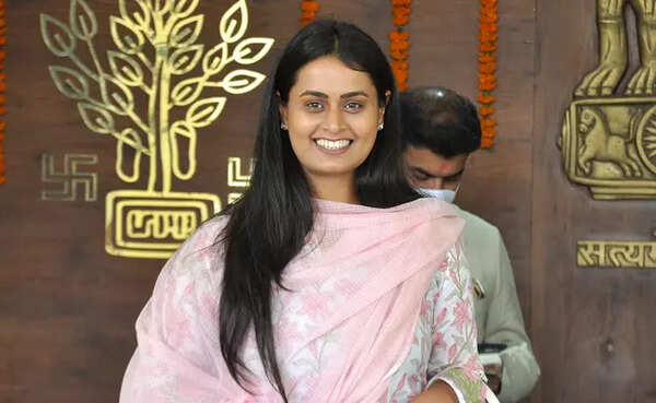 Sporting MLAs: Shreyasi aims for bull's eye, Manoj ready for cover ...