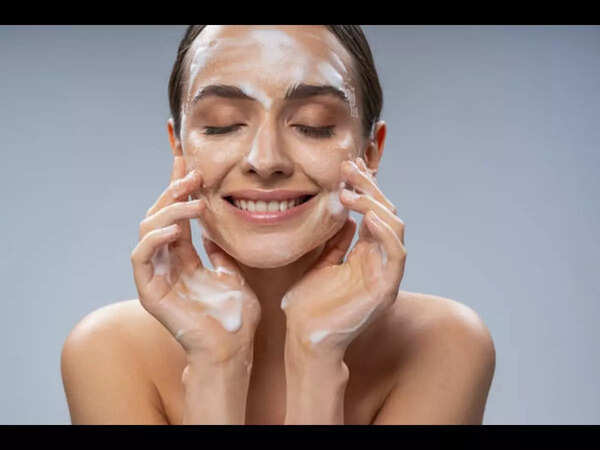 A beginner’s guide to a skincare routine - Times of India