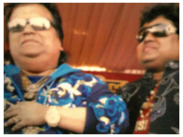 Santosh Chaudhari aka Dadus mourns Bappi Lahiri's demise, says 'I have ...