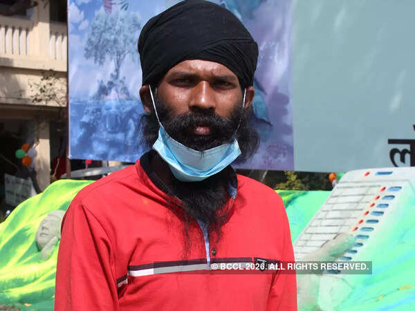 Sand Artist from Ballia aims to set the world record | Varanasi News ...