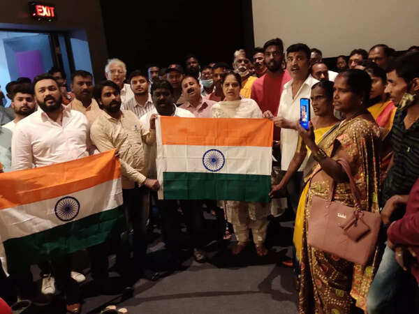 Bjp: Bjp Neta Books Entire ‘kashmir Files’ Show For Ward Residents ...