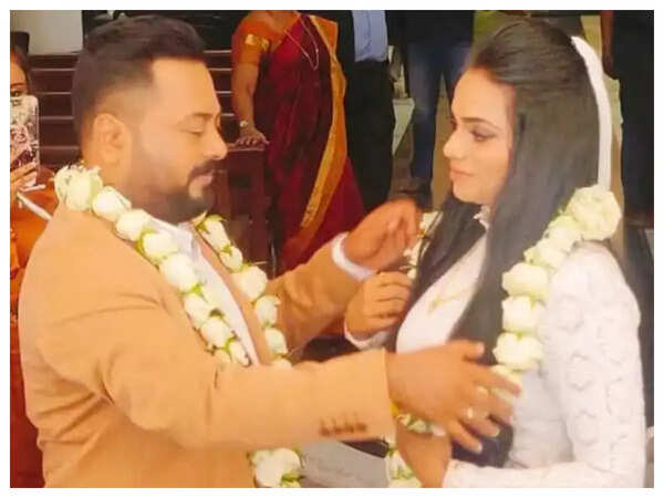 Actor-director Sohan Seenulal enters wedlock | Malayalam Movie News ...