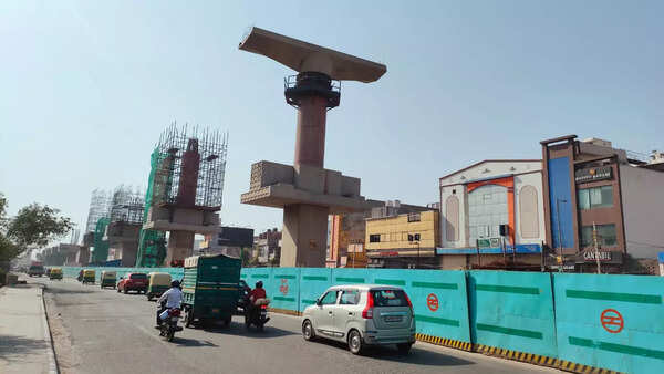 Delhi’s first double-decker viaduct on Pink Line starts taking shape ...