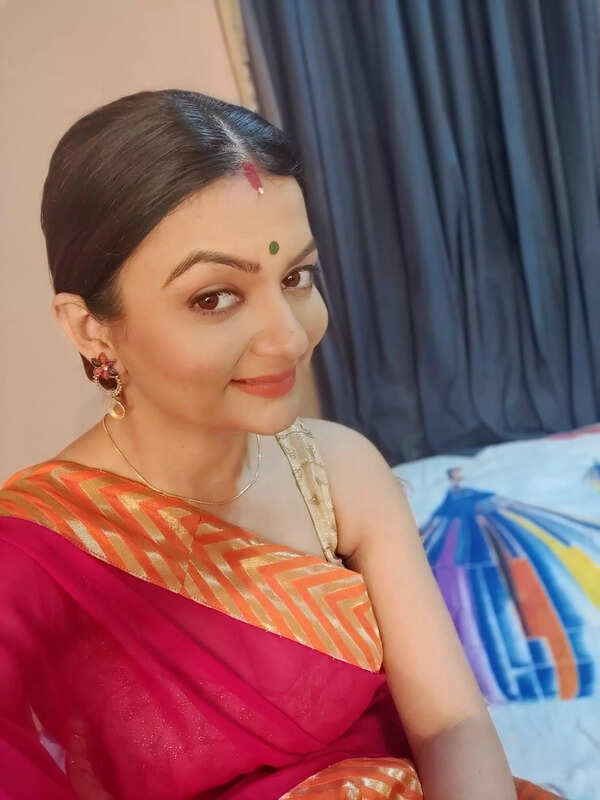 Actress Piyali Mukherjee back to work post maternity leave - Times of India