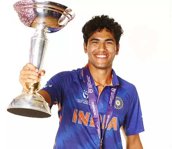 IPL 2022: U-19 World Cup star Raj Angad Bawa waiting for Yuvraj Singh's ...