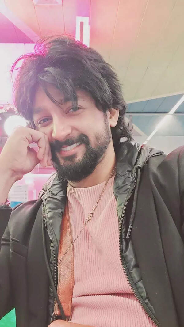 Actor Joey Debroy is excited to be meeting his little niece in London ...