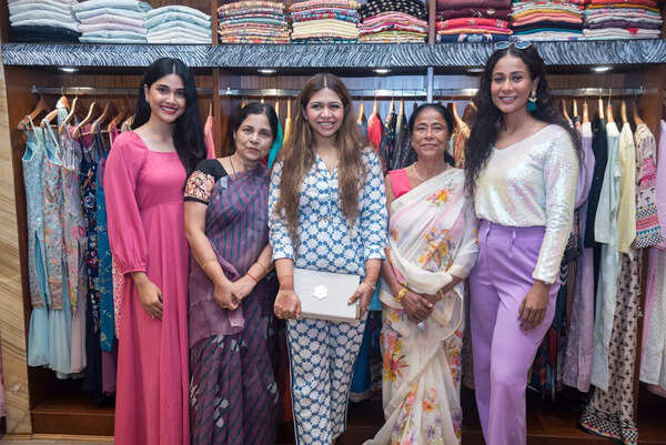 Ushoshi Sengupta celebrates World Lipstick Day with Calcutta Times