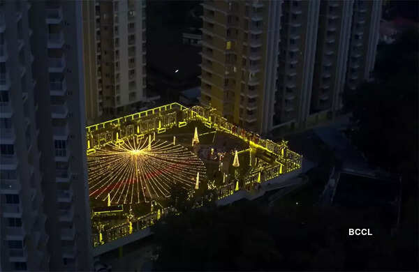 12th Man Movie Review: A entertaining, delicious whodunnit