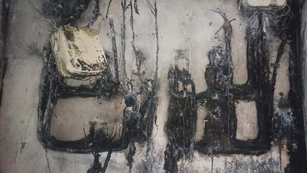 Delhi Fire: Nine people injured in fire at building in Batla House area ...