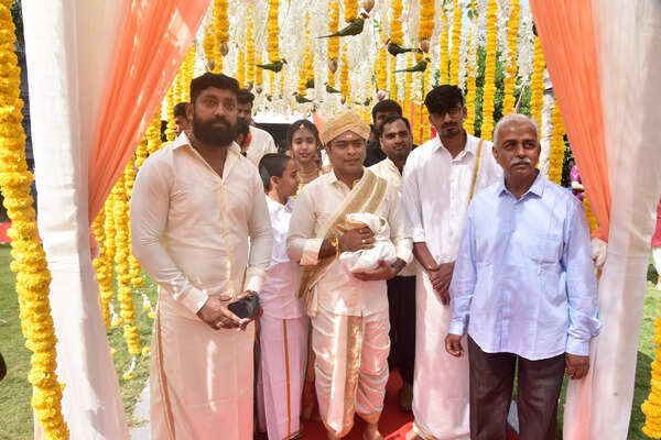 Kaavya Sha gets married to Varun Gowda | Kannada Movie News - Times of ...