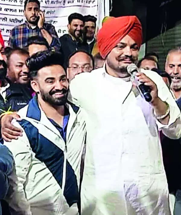 People who criticised Moosewala, are now praising him after his death ...