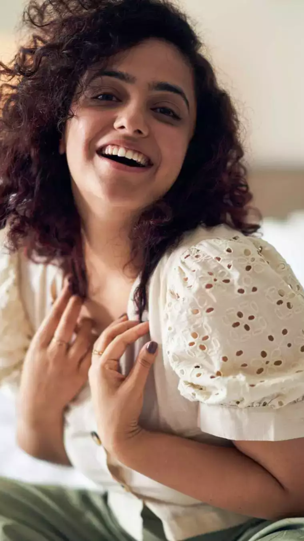 Who is Phoolan Devi and What is Behmai massacre case | India News ...