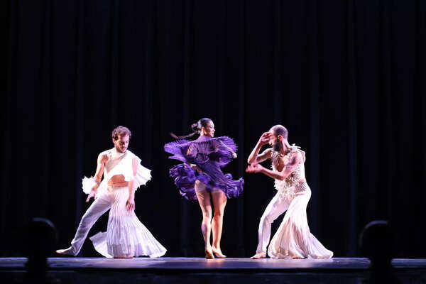 Italian contemporary dancers Francesca Dario, Luca Contini, and Nunzio ...