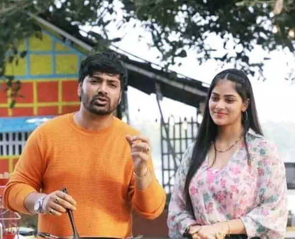 Tollywood producer stops film shoot after alleged threat, takes a dig ...