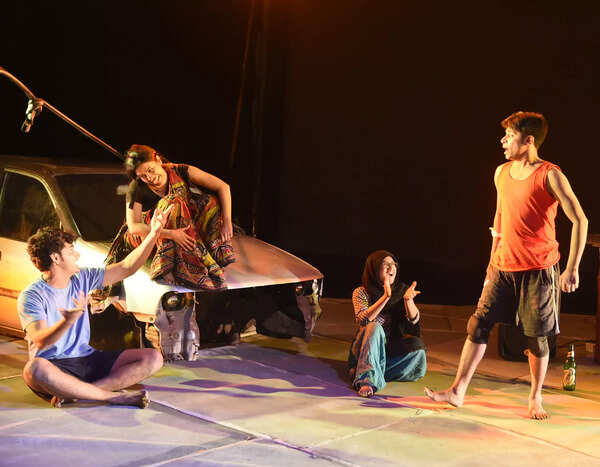Raavan: An experimental play which tries to show Raavan in a fresh ...