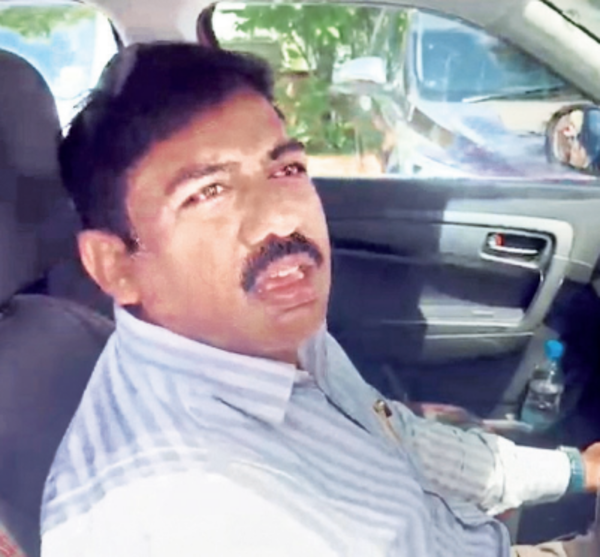 Shah: Security breach? Car comes in way of Amit Shah's cavalcade in ...