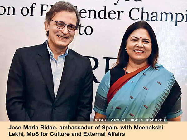 A flamenco fiesta with Las Migas | Events Movie News - Times of India