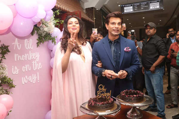 Bipasha Basu and Karan Singh Grover’s baby shower ceremony was all ...