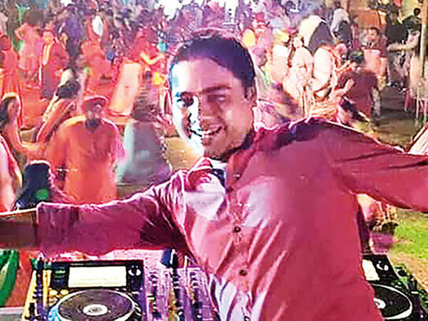 ‘After two years, we are fully booked this Navratri!,’ say singers ...