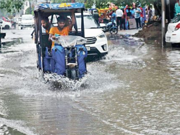 Flooding, wall collapse, uprooted trees: Over 48-hour rain throws Noida ...