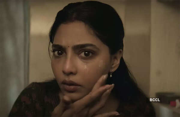 Ammu Movie Review: This drama brings forth a relevant and recurring issue of domestic abuse