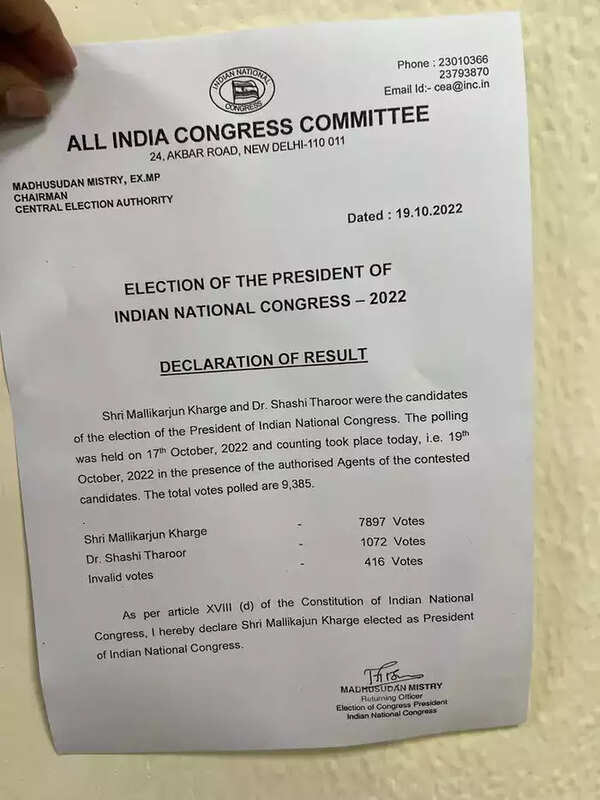 Kharge: Mallikarjun Kharge elected new Congress president, Shashi Tharoor says 'revival of party ...