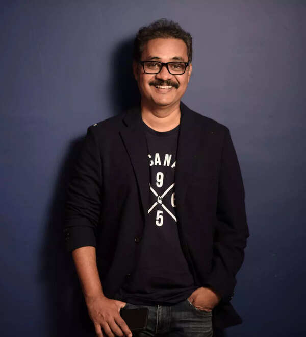 Hubli Dhaba offers an edge-of-the-seat thriller experience, says Srinivas Raju | Kannada Movie ...