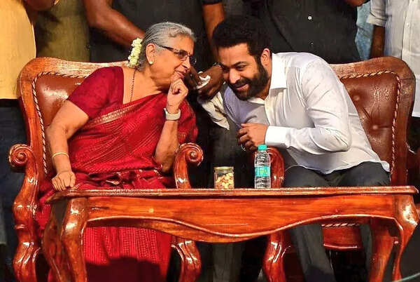 NTR Jr gets emotional while remembering his late friend Shri Puneeth ...