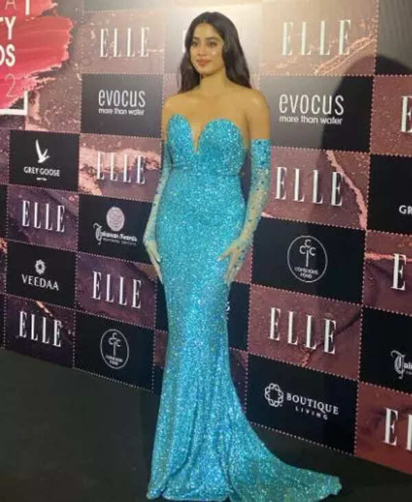 Janhvi Kapoor looks dreamy as a mermaid in this gown | Hindi Movie News ...