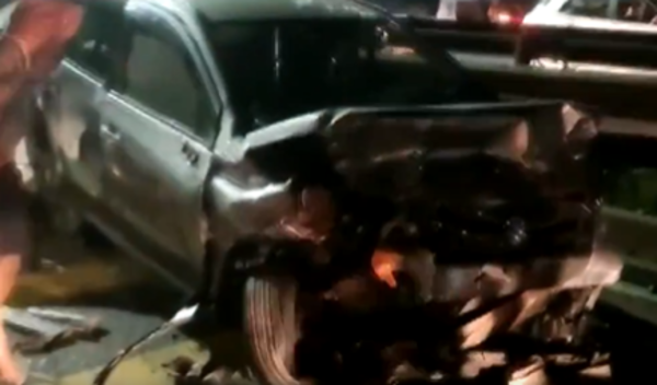 Navale Bridge Accident: Mumbai-bound truck ploughs through 25 vehicles ...