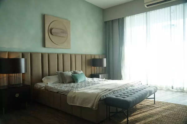 Here's a glimpse into Malaika Arora's sleek house as she begins ...