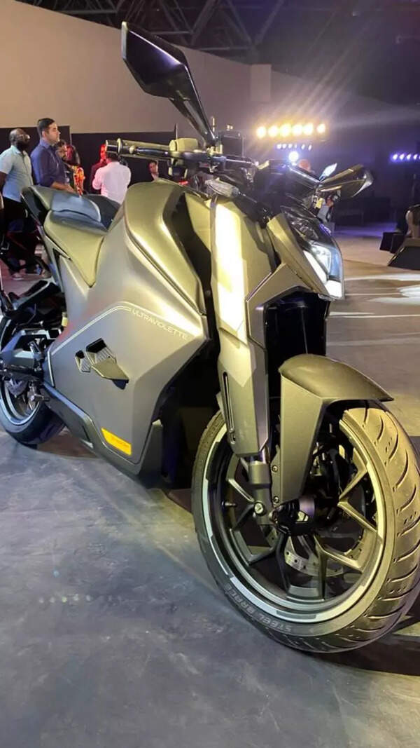 Toyota Innova Hycross Launch Date: Toyota Innova Hycross to debut in ...