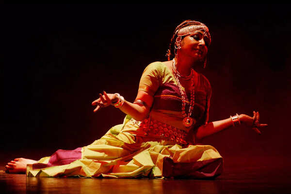 Shining Stars: Sangeet Natak Akademi Fellowship, 11 Awards Make Bengal ...