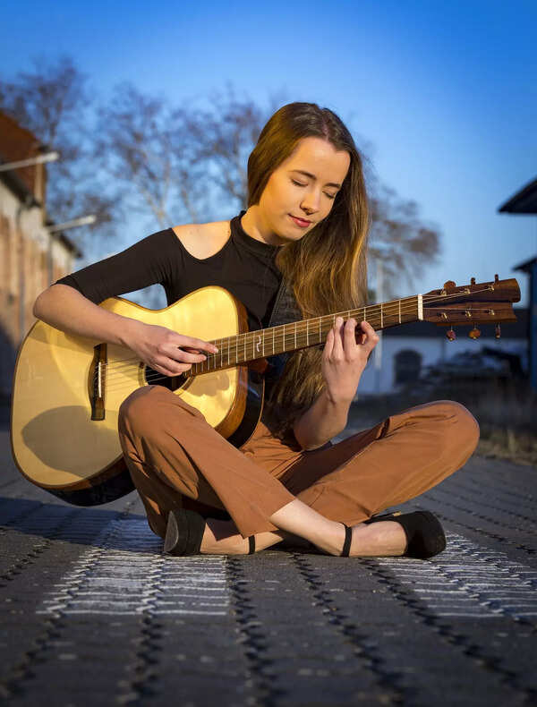 Riff-erberate with the sound of these string wizards - Times of India