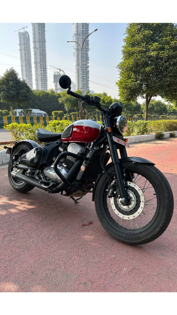 This Royal Enfield Interceptor 650 is meant to look like 'Shotgun 650 ...