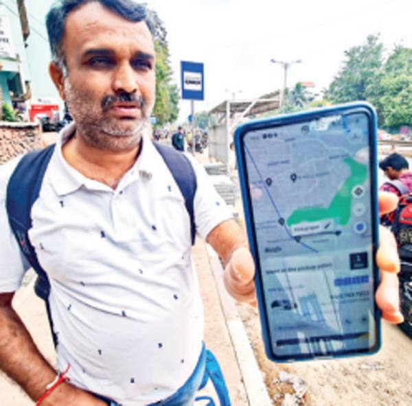 Autorickshaw Strike in Pune: Auto drivers fleece commuters; office ...