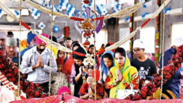 Watch: Why this British Sikh bus driver is going viral in the UK and India