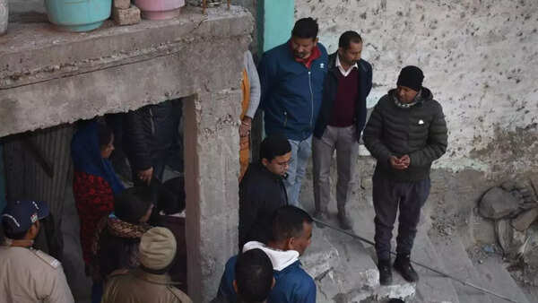 Uttarakhand's Joshimath sinking: Cracks in 46 more houses in a week ...
