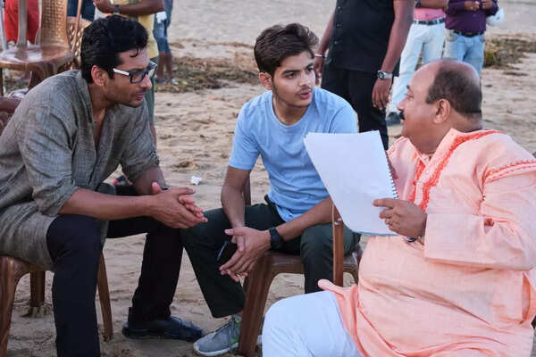 Sandip Ray explains how Indraneil Sengupta became the new Feluda ...