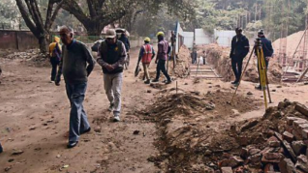 Why Ashram Chowk flyover closure is proving a nuisance for this colony ...