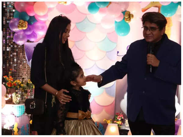 Pics! Little Asmi Deo celebrates birthday with her Anupamaa co-stars at ...