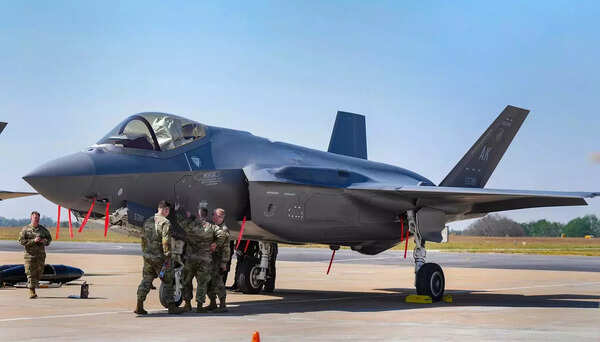 F-35 Fighter Jets: Two F-35s debut at Aero India 2023, signal growing ties | India News - Times ...