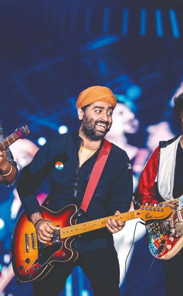 Arijit Singh gives 15k Kolkata fans a musical night to remember ...