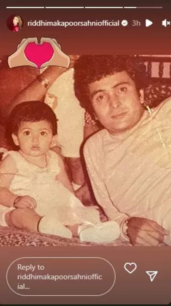 Flashback Friday: Riddhima Kapoor posts childhood pic as she remembers father Rishi Kapoor ...